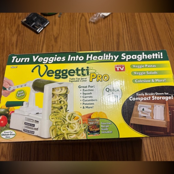 Kitchen | Vintage As Seen On Tv Veggetti Pro Spiralizer | Poshmark